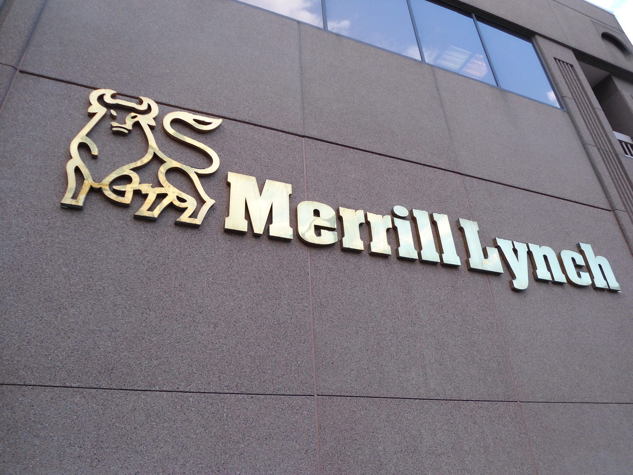 Merrill Lynch Finally Discharges Dick Sladek For Outside Activities